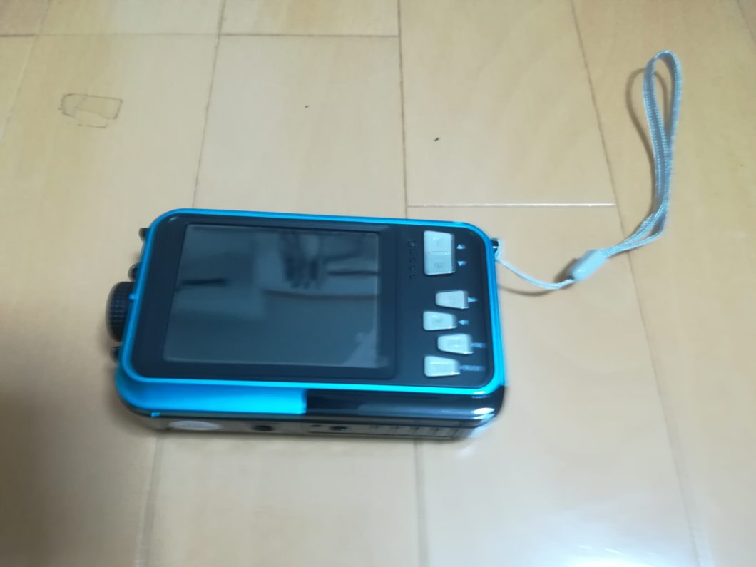 YISENCEの防水デジカメがお手頃で小学生の子供の誕生日にもおすすめ！ - スロットパパさんのホビールーム